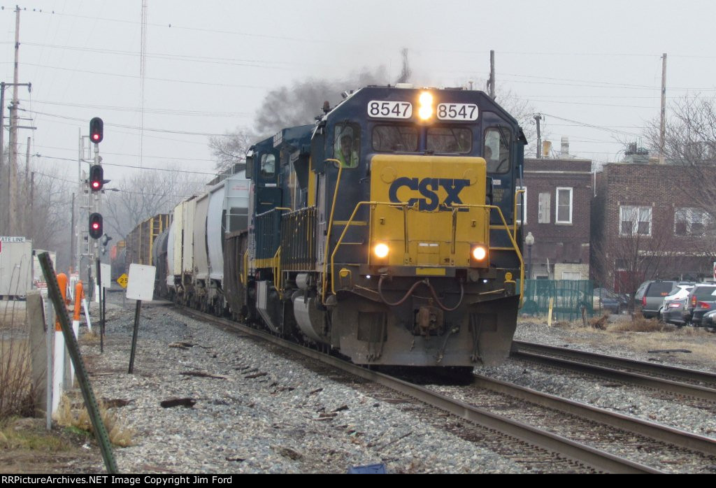 CSXT 8547